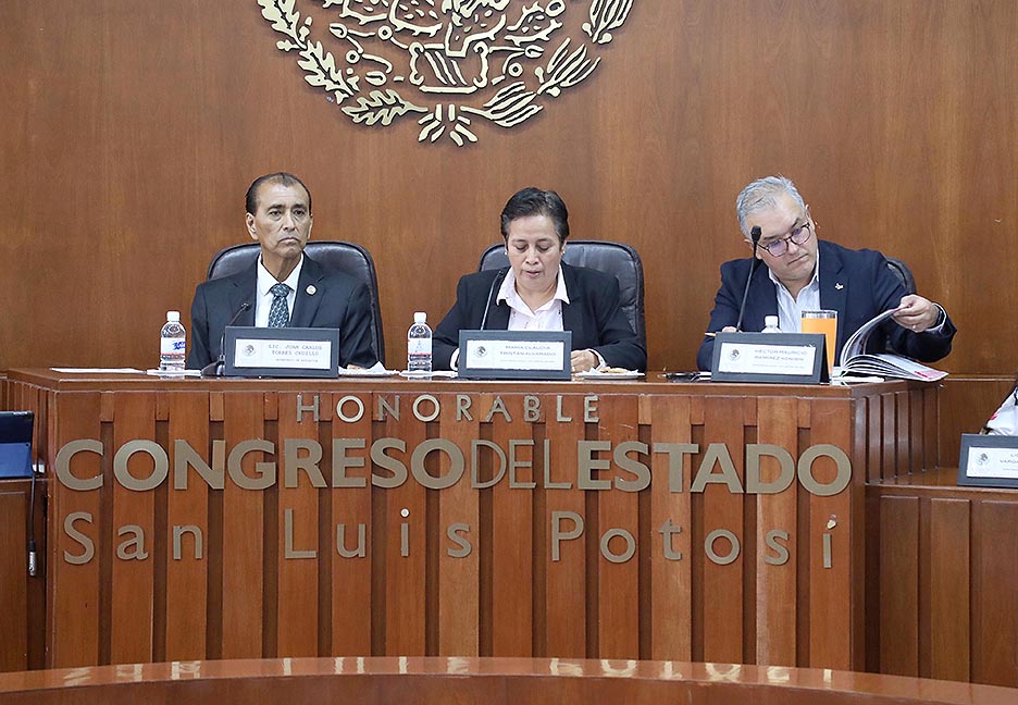 Comparece titular de SEGE, Juan Carlos Torres Cedillo. | Congreso de San Luis Potosi